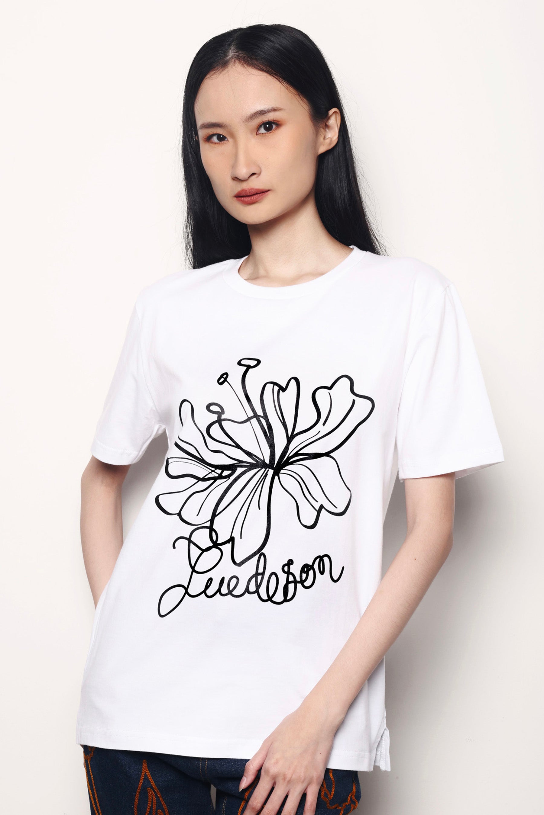 Clement T-Shirt White – Suedeson